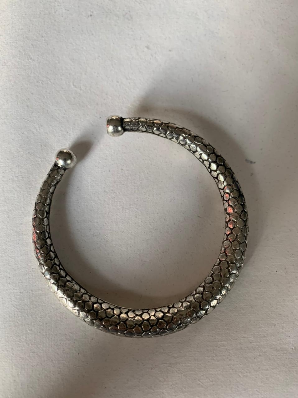 Silver Kantha Bracelet – Dhora India